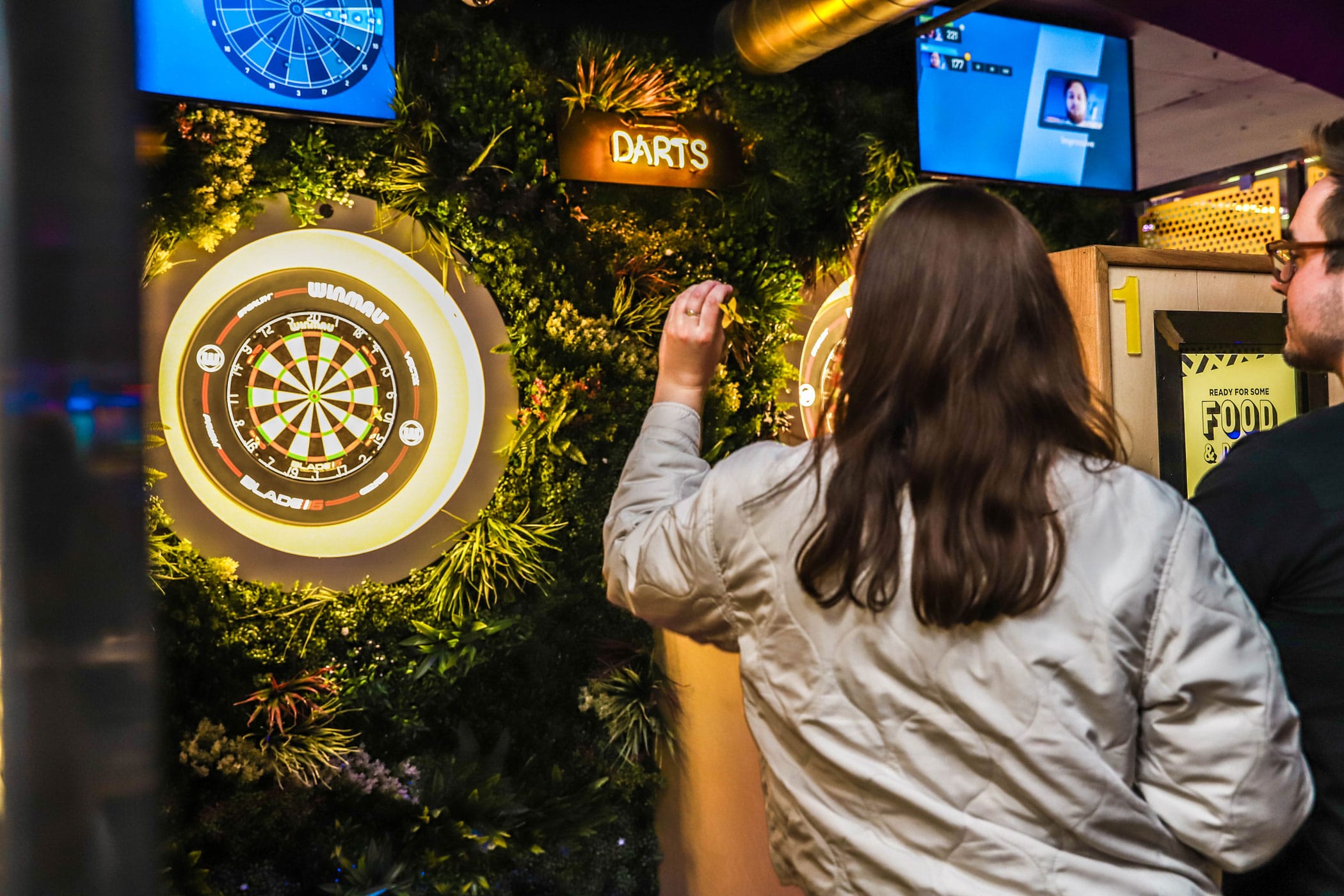 Tech Darts Glasgow | The Crown Jewels of Bowling